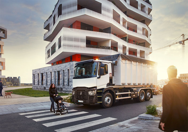 RENAULT TRUCKS IMPROVES PROTECTION FOR ROAD USERS | Renault Trucks ...