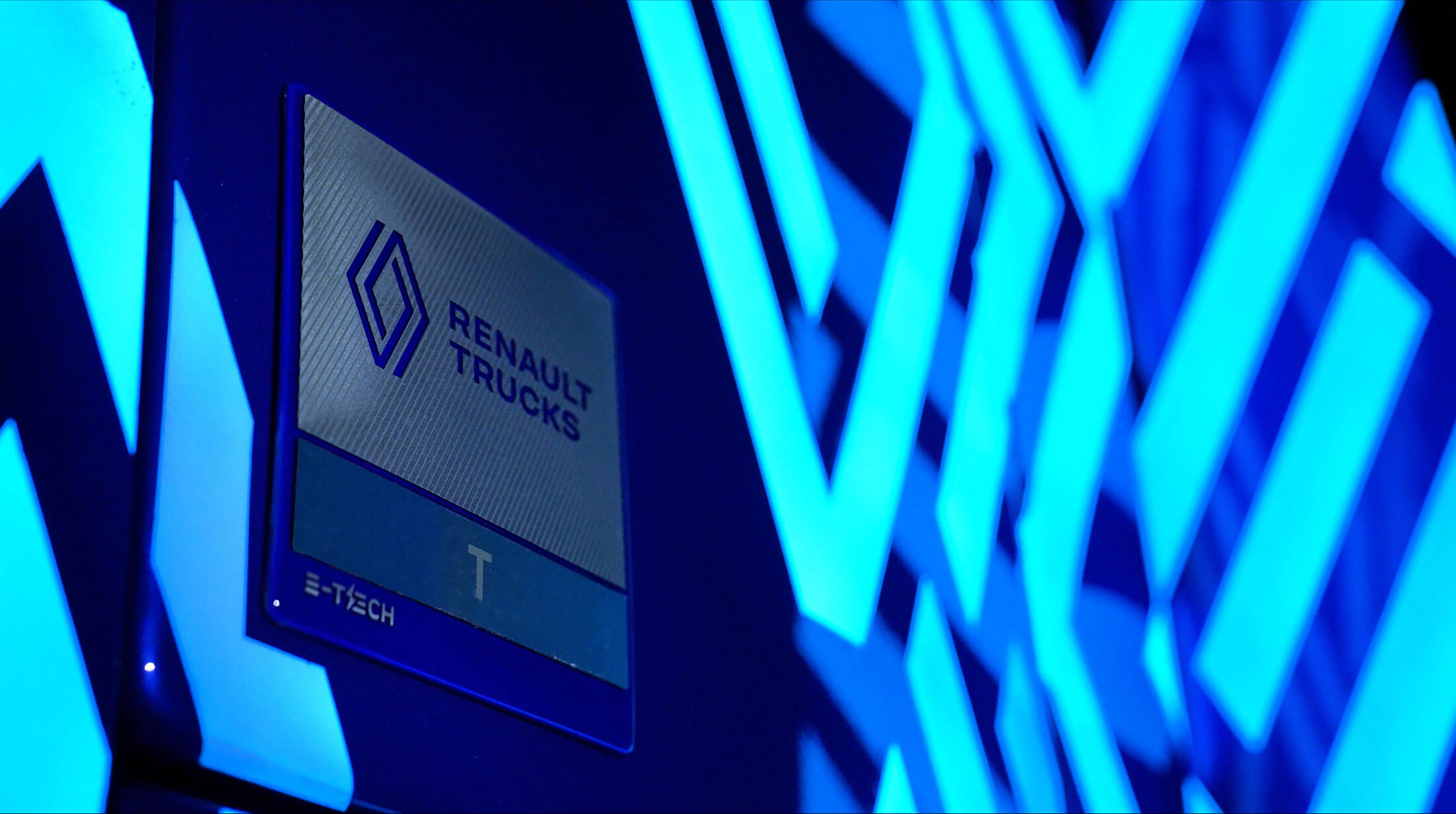 Renault Trucks E-Tech T Diamond Echo: Pushing the Boundaries of ...