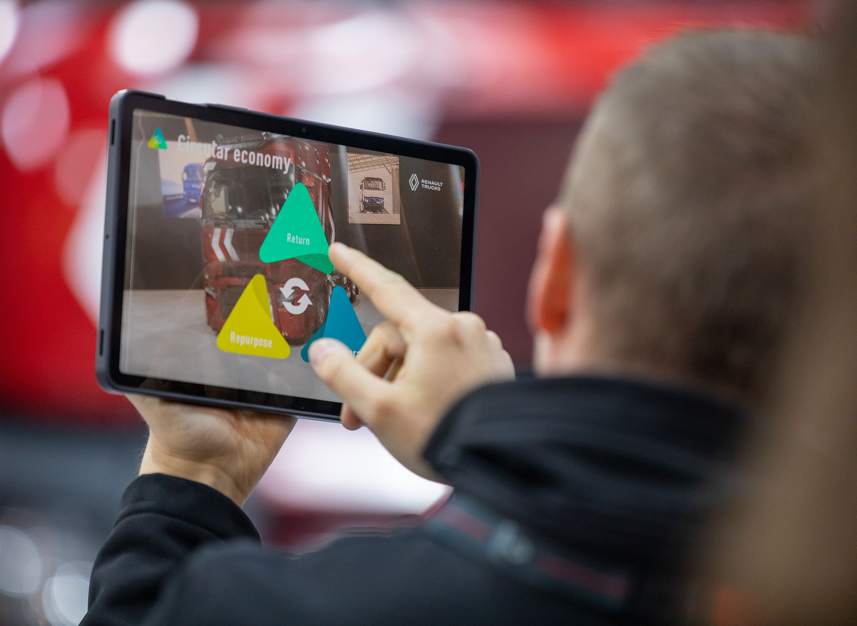 Circular economy: Renault Trucks hosts the Lyon Circle of the UN Global ...